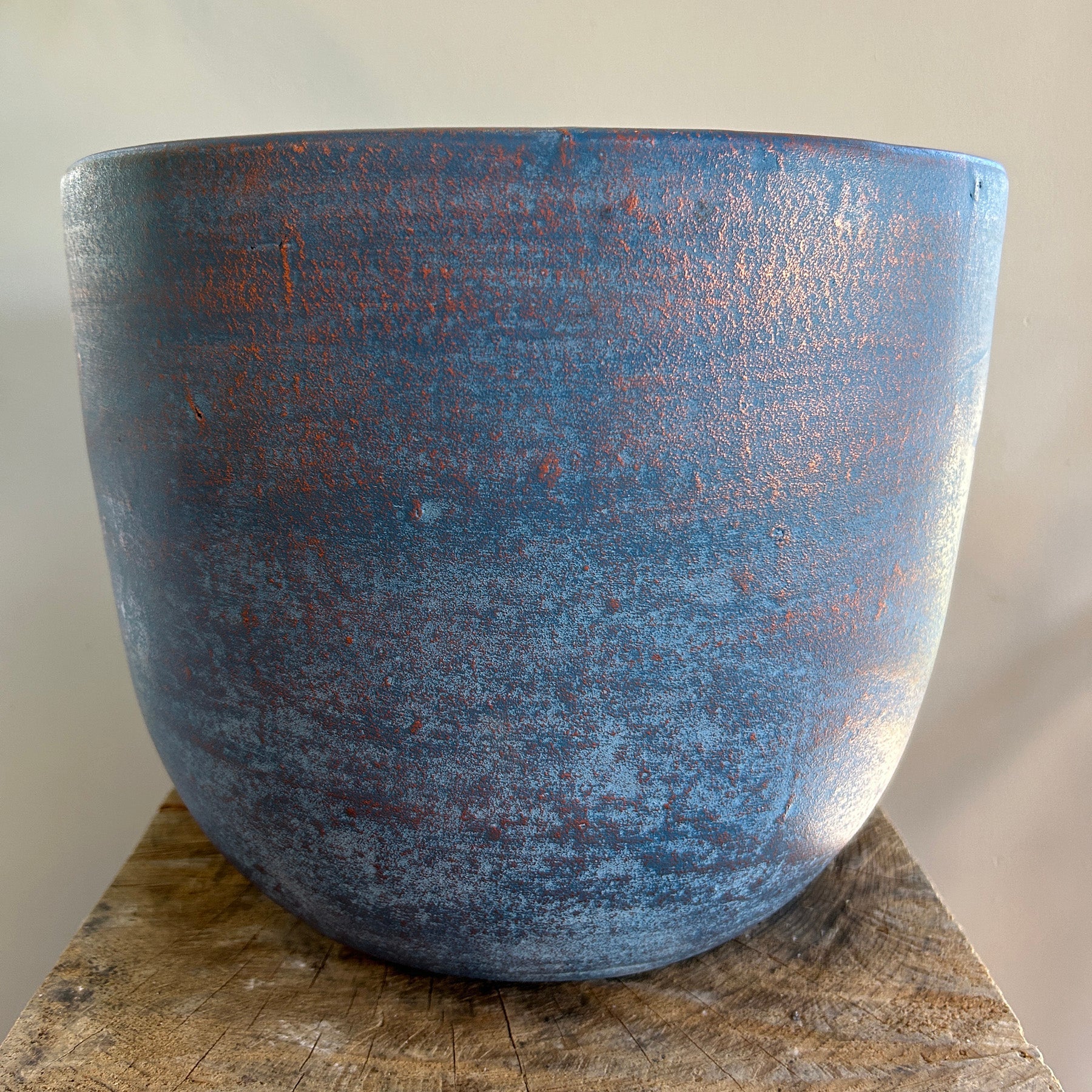 Medium Round Blue Ceramic Pot 10in – Ottawa Flowers Inc.