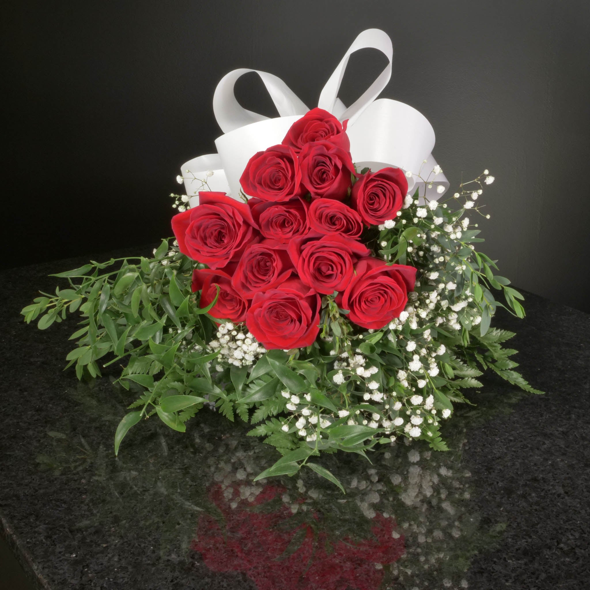 Red Roses – Ottawa Flowers Inc.