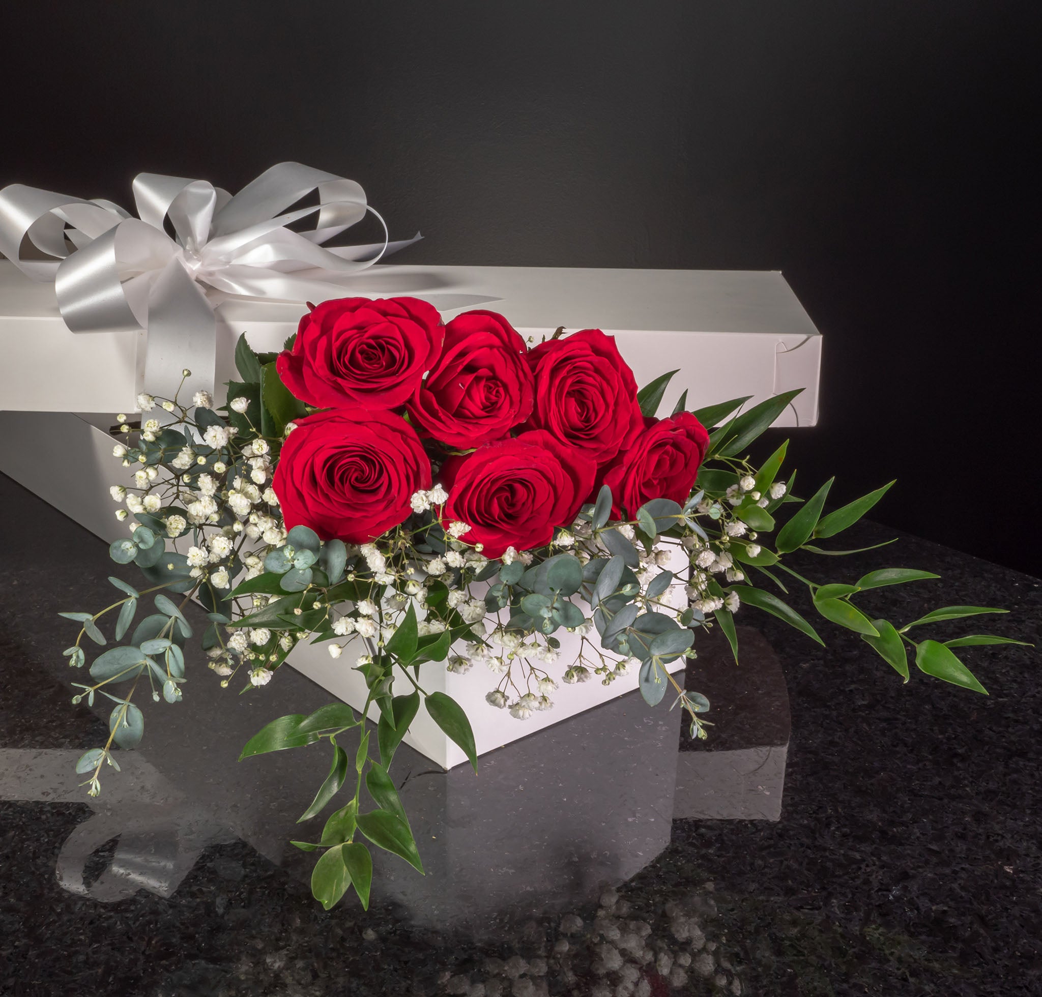 Red Roses – Ottawa Flowers Inc.