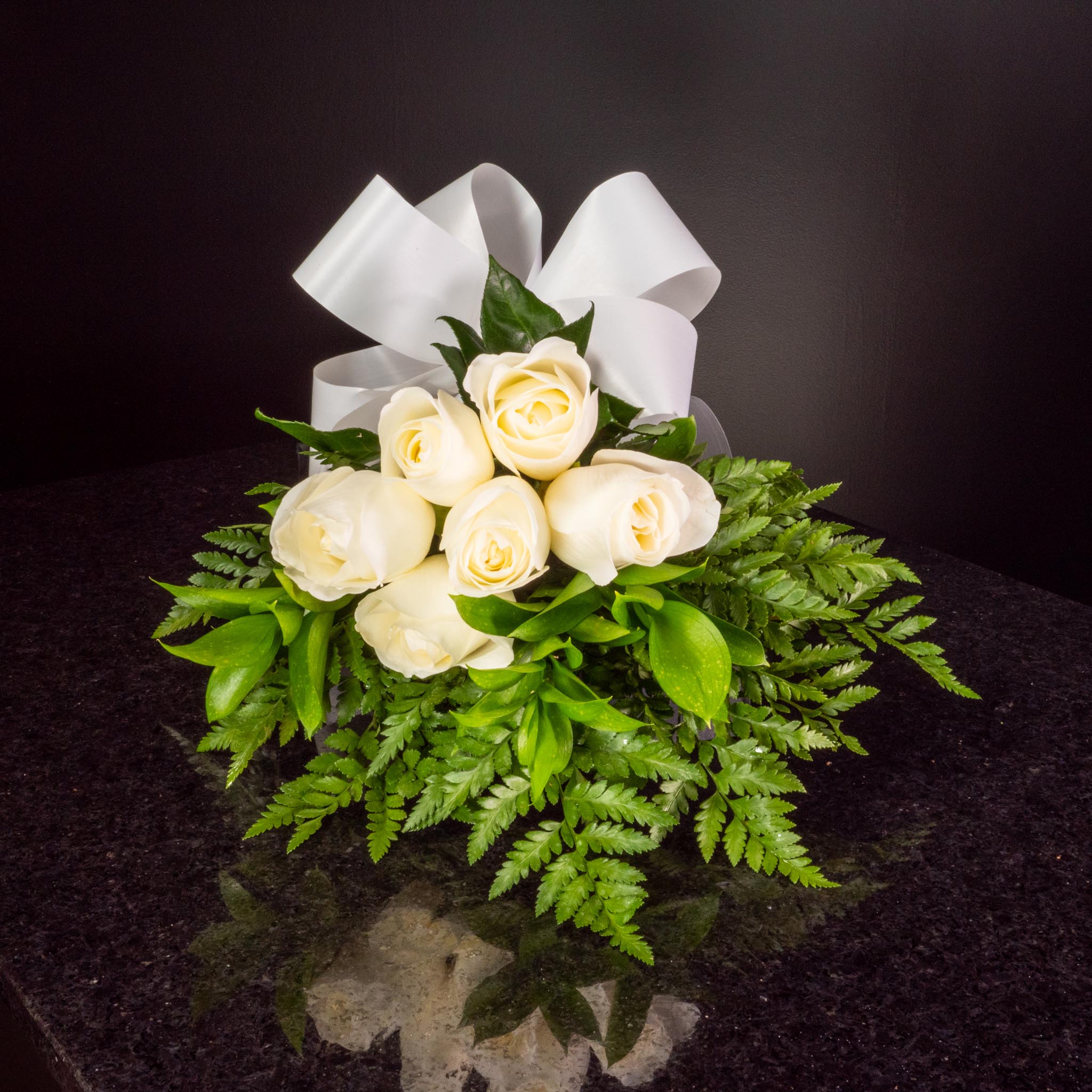 White Roses – Ottawa Flowers Inc.