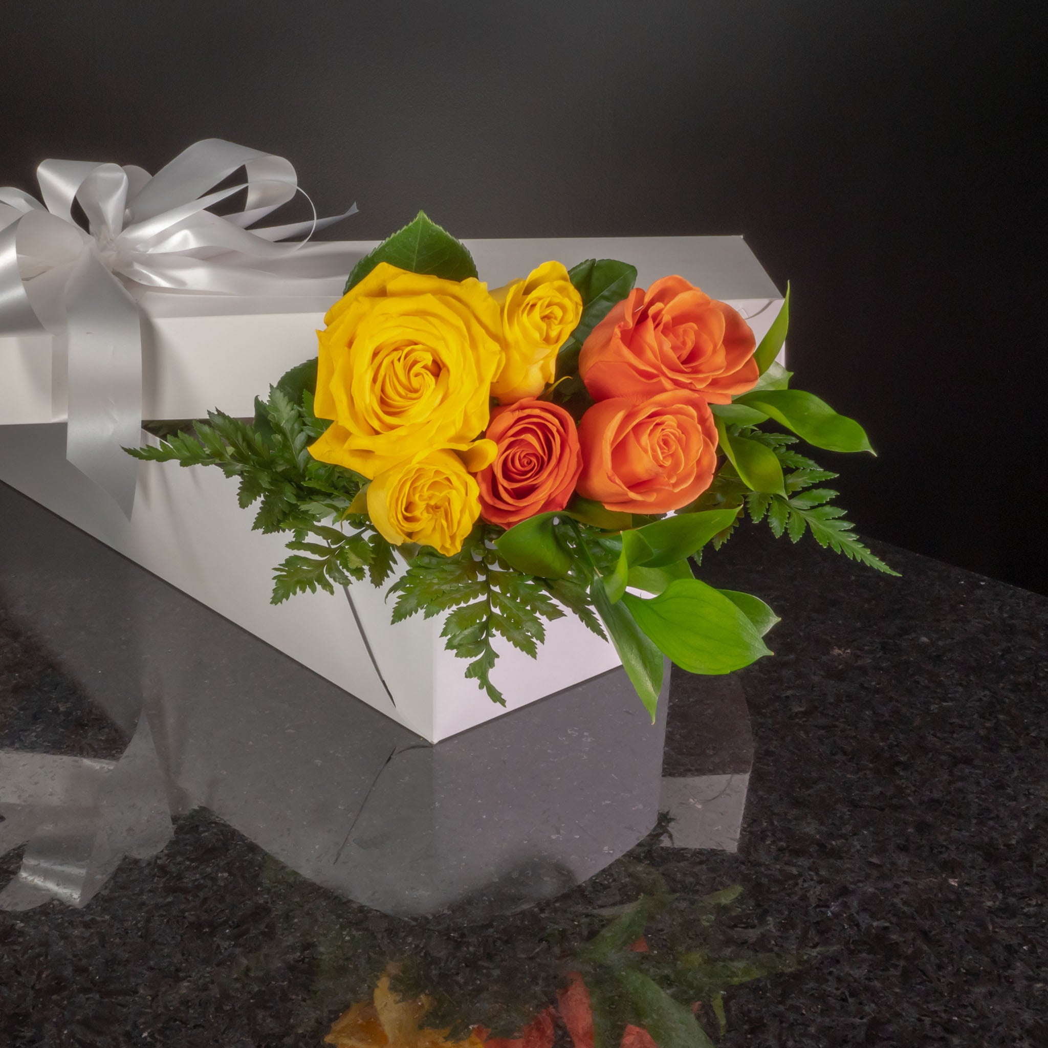 Yellow & Orange Roses – Ottawa Flowers Inc.